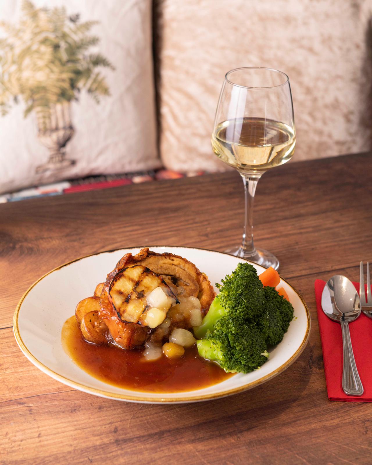 Discover Our Food - Country Pub and Fine Dining in Hampshire